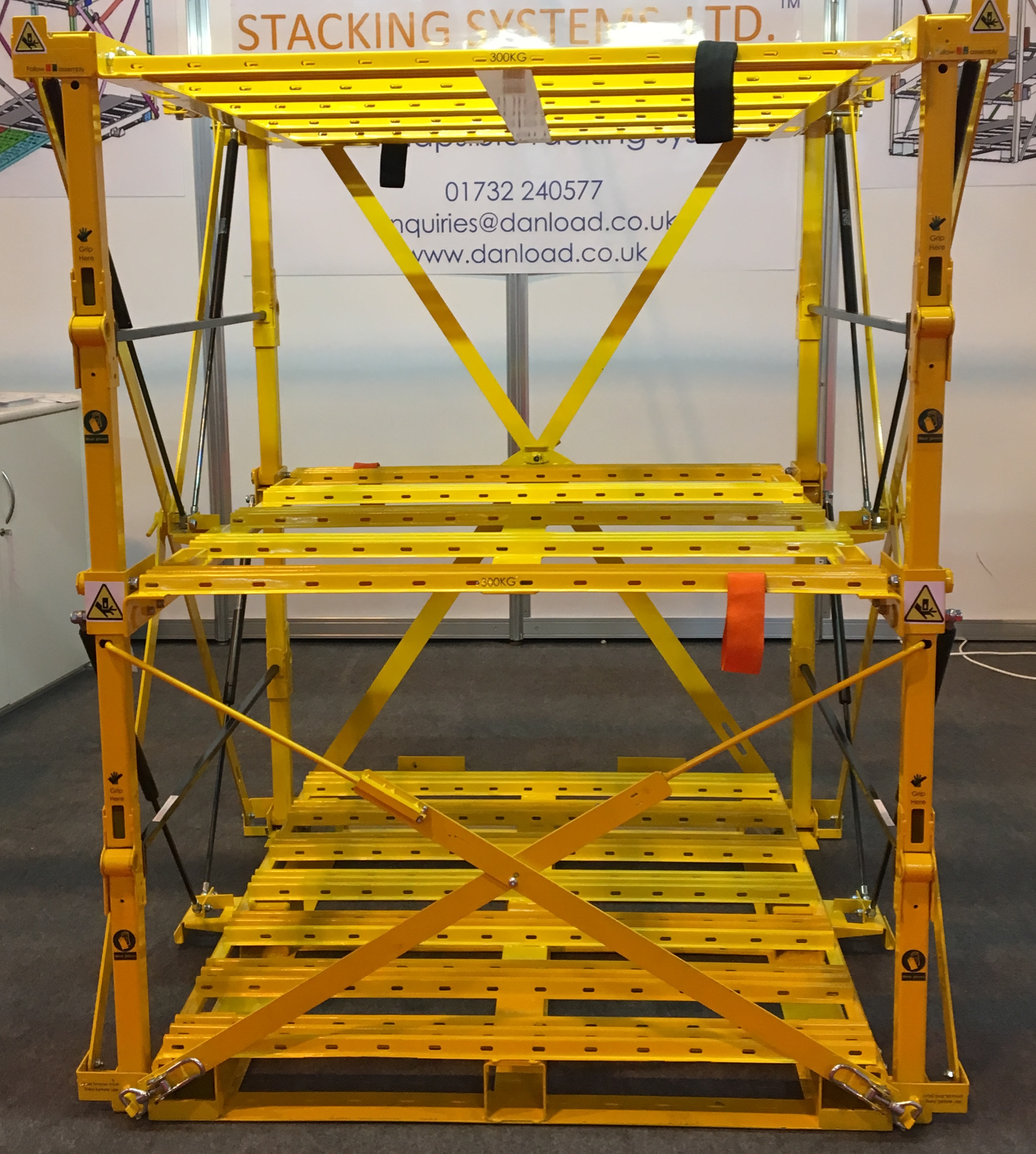 TriStack FC1000 1 – Danload Stacking Systems Ltd